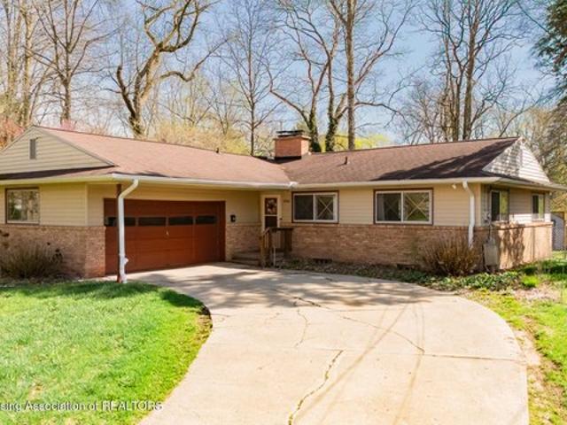 1560 Cahill Dr, East Lansing, MI 48823