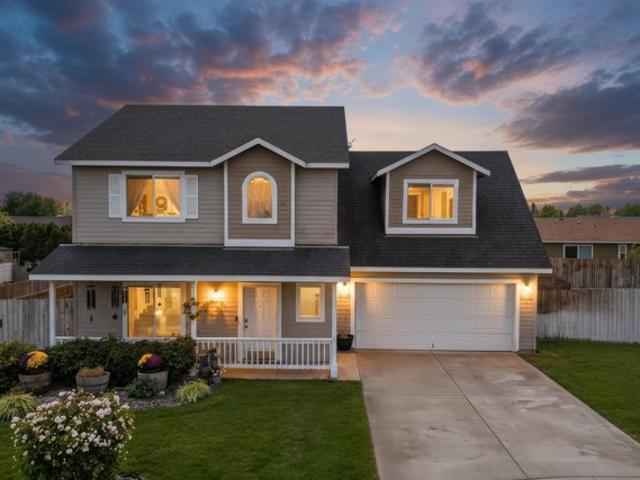 1560 Desert Springs Ave, Richland, WA 99352