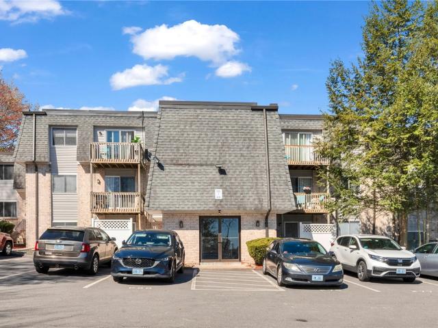1560 Douglas Avenue F73
