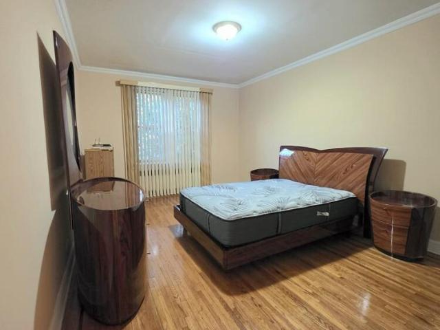 1560 E 18TH Street 2C