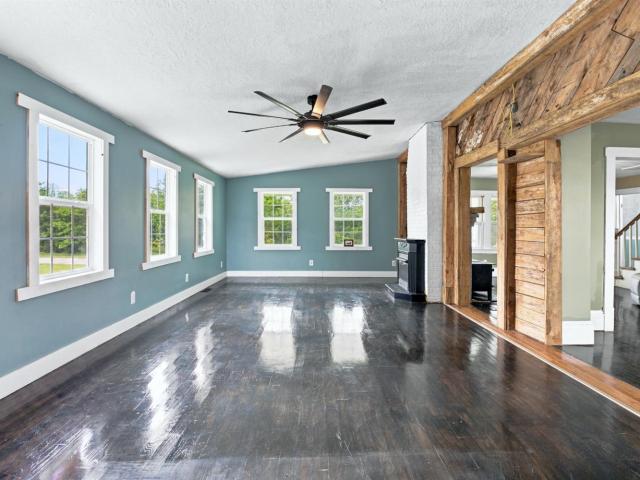 1560 Quarles Rd