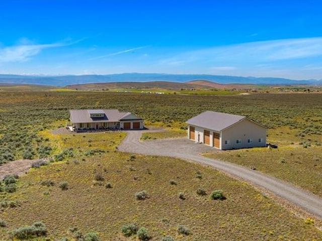 1560 Sage Hills Dr, Ellensburg, WA 98926