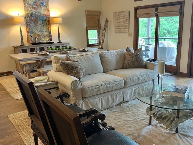 1560 Shirley Pressley Road