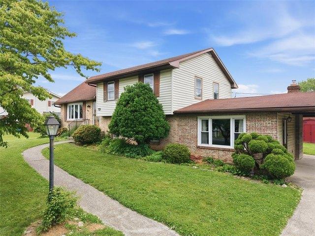 1560 1st St, Bethlehem, PA 18020