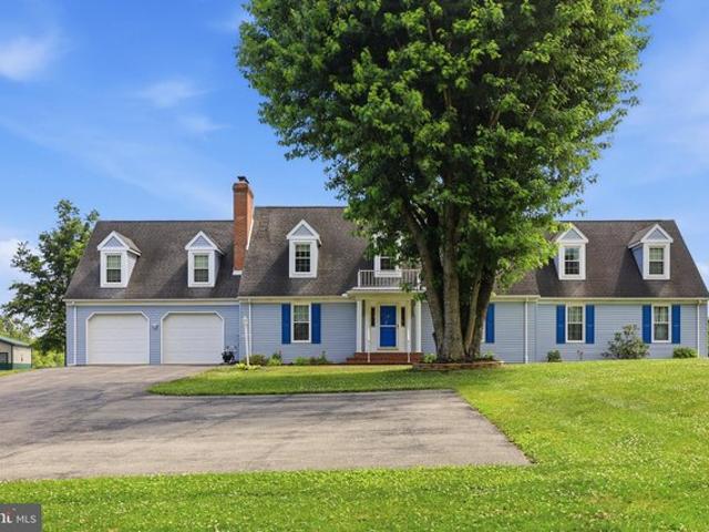 15613 Natural Well Rd, Williamsport, MD 21795
