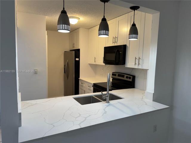 15610 SW 80th St, Unit J105, Miami, FL 33193 | MLS #A12030