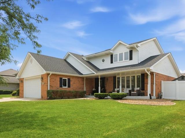 15612 Bramblewood Rd, Oak Forest, IL 60452
