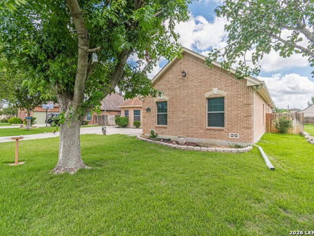 15614 Dell Ln