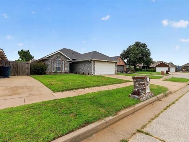 15616 Sandstone Ter, Oklahoma City, OK 73170