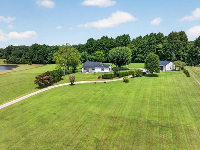 1561 Old Bon Air Rd, Sparta, TN 38583