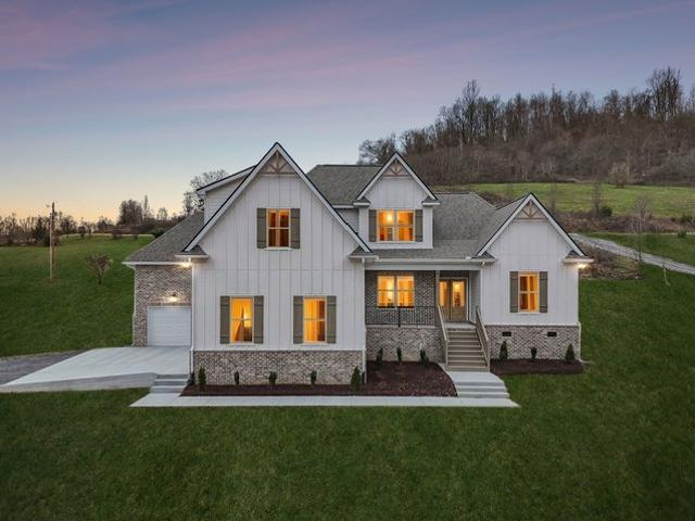 1561 Opossum Paw Rd, Beechgrove, TN 37018