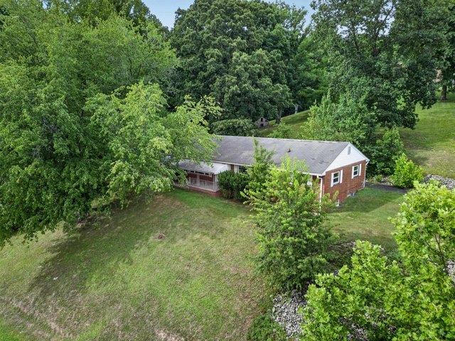 1561 Diederich Blvd, Russell, KY 41169