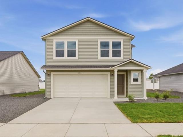 1561 E A St, Deer Park, WA 99006
