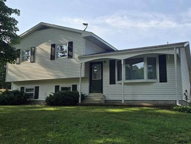 1561 Elm St, Hamilton, IL 62341
