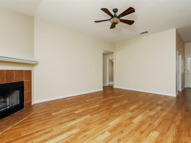 1561 Kenneys Way