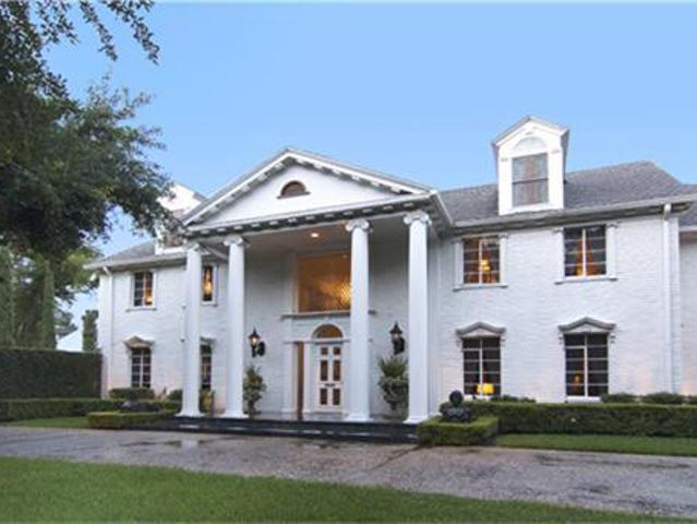 1561 Kirby Dr, Houston, TX 77019