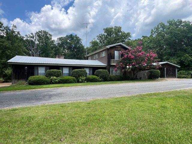 1561 Red Hill Rd, Duck Hill, MS 38925