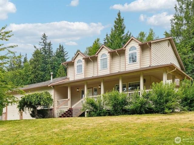 1561 th Ave NW, Stanwood, WA 98292