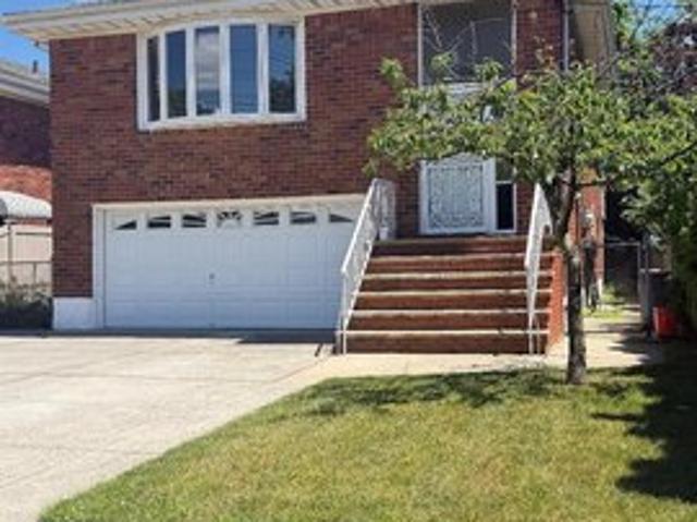 1561 th St, Howard Beach, NY 11414