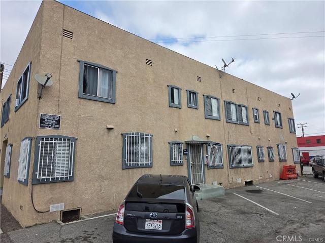 1561 W Pacific Coast Highway