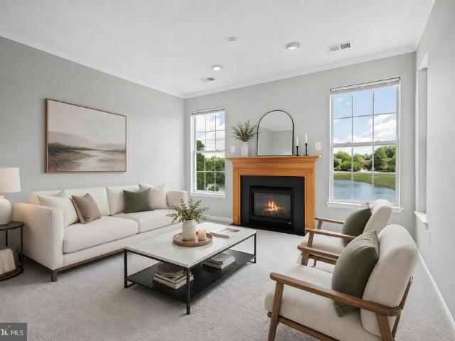 15620 Everglade # 305