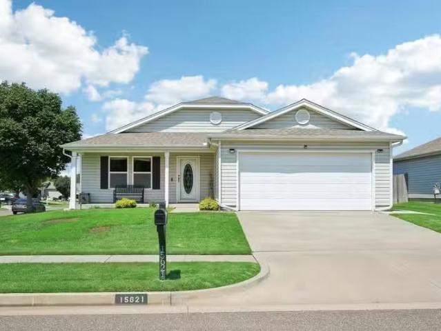 15621 ACACIA RD, OKLAHOMA CITY, OK 73170 Single Family Residen.