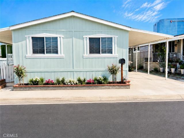 15621 Beach Boulevard 53