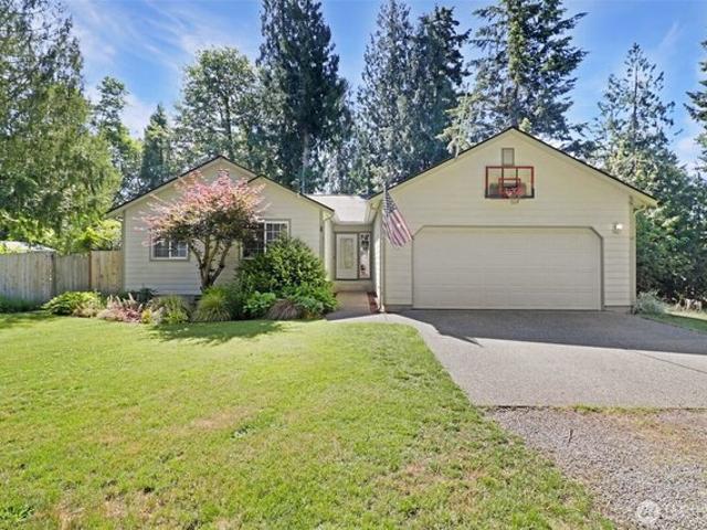 15626 Lindsay Rd SE, Yelm, WA 98597