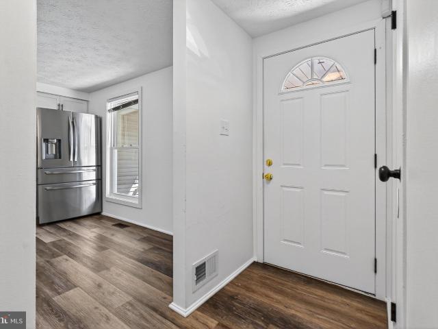 15628 Mews Ct, Laurel, MD 20707 | MLS #MDPG2201