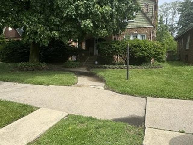 15629 Ashland Ave, Harvey, IL 60426