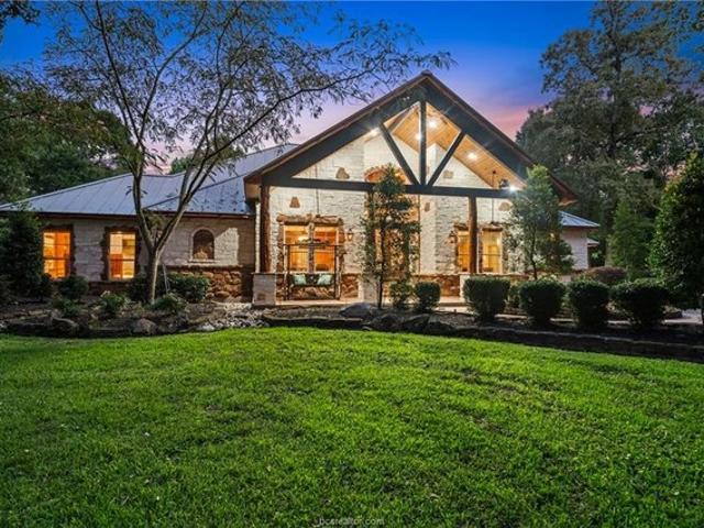 15629 Knotty Oaks Trl, Magnolia, TX 77355