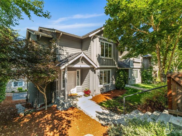1562 Pl W, Unit B, Lynnwood, WA 98087 | Compass
