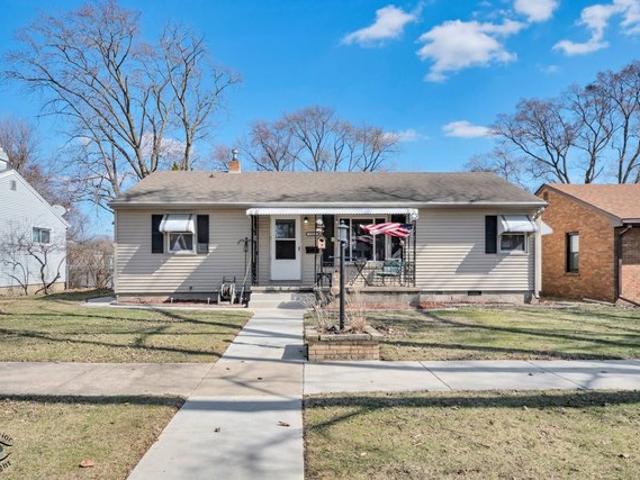 1562 S 5th Ave, Kankakee, IL 60901