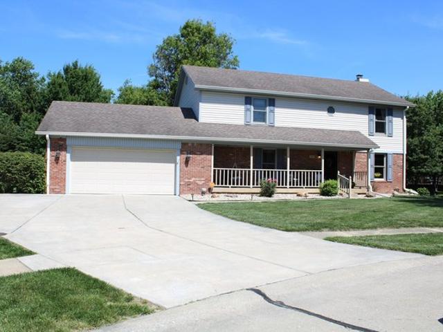 1562 Williamsburg Ct, Franklin, IN 46131