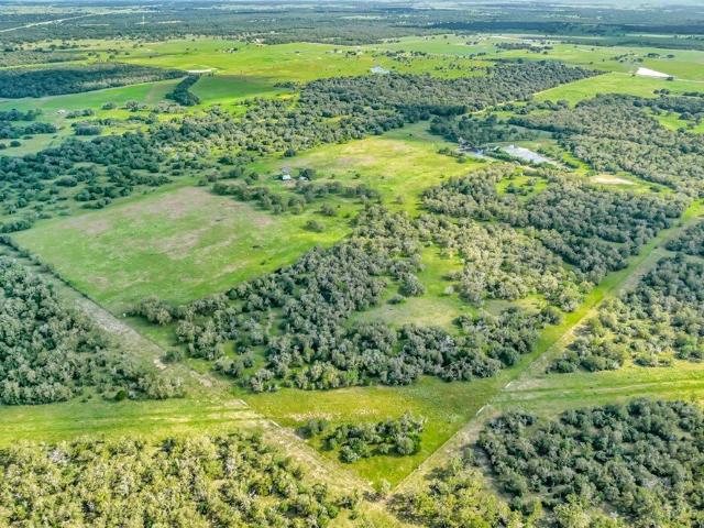 15631 Fm 682, Yoakum, US, TX