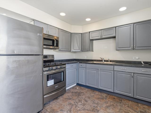 15637 Avalon Ave, South Holland, IL 60473 | MLS #12583 | Compass