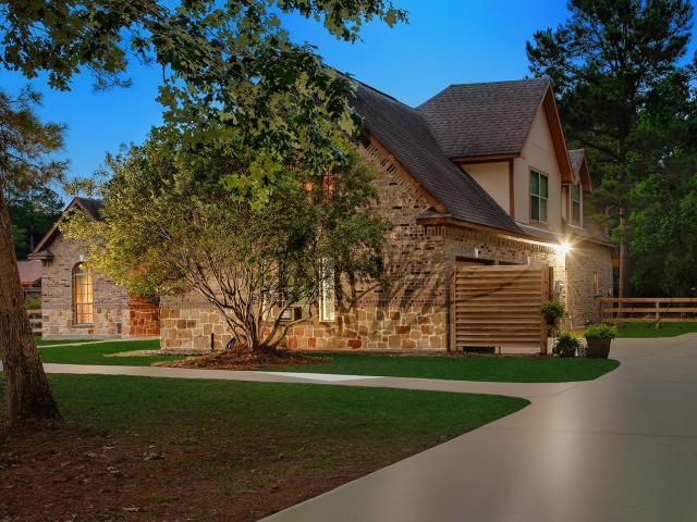 15636 Connie Lane