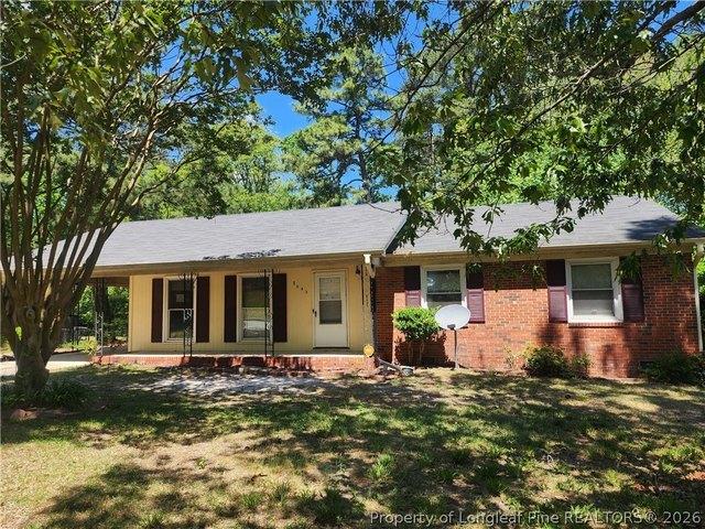 1563 Boros Dr, Fayetteville, NC 28303