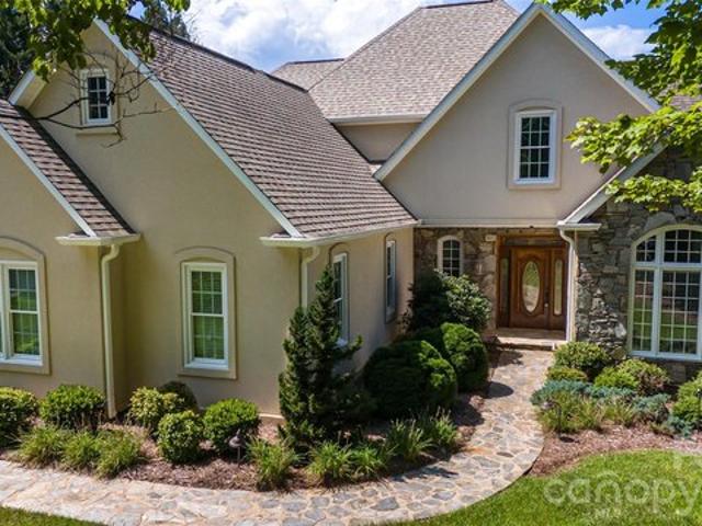 1563 Calls Lodge Ct, Morganton, NC 28655