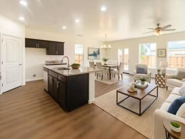 1563 CRIMSON WAY LOT 1, DINUBA, CA 93618