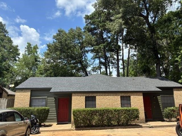156 158 Jester Cir, Longview, TX 75604