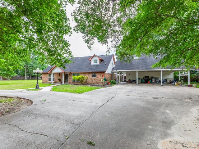 156 County Road 818