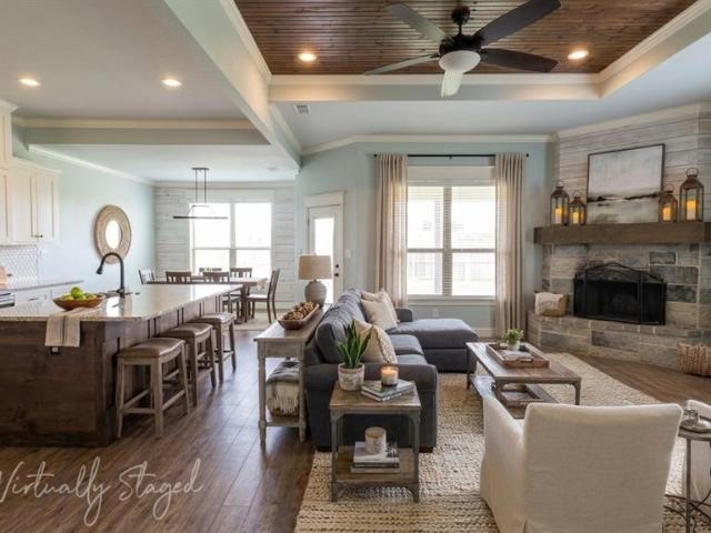 156 Carriage Hills Parkway