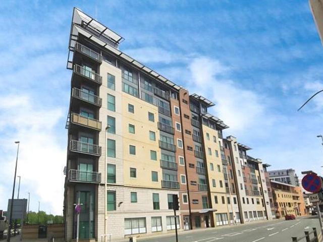 156 Chapel Street, City Point, Salford, 2 Bedroom Flat