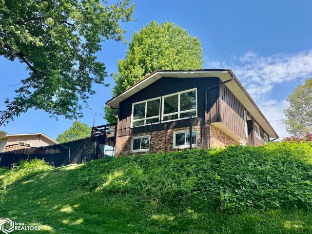156 Crestview Drive