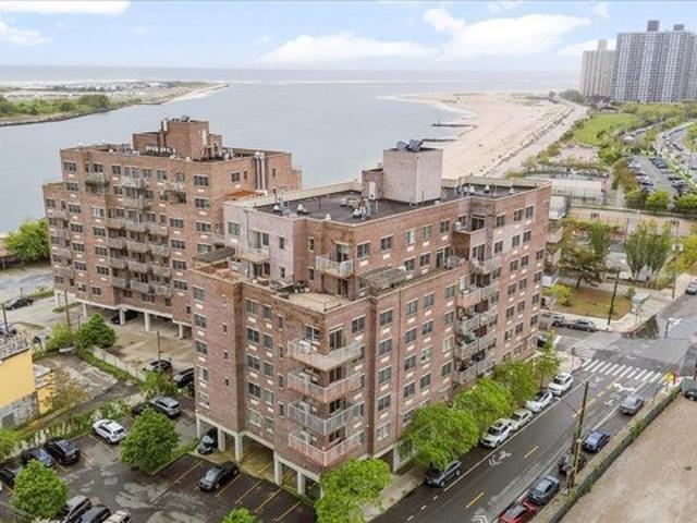 156 Beach 9th St Apt 4D, Far Rockaway, NY 11691