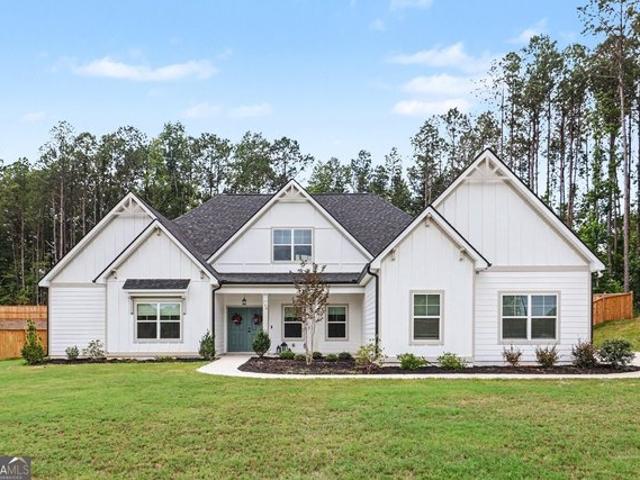 156 Belle Hall Dr, Newnan, GA 30263