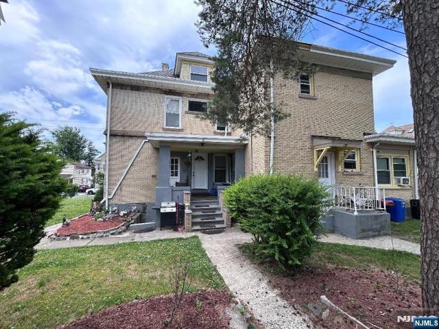 156 Brown Avenue