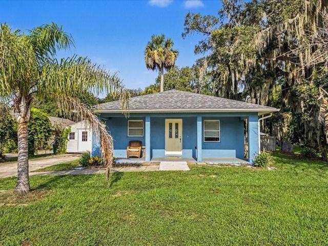 156 Gaines St, Oak Hill, FL 32759