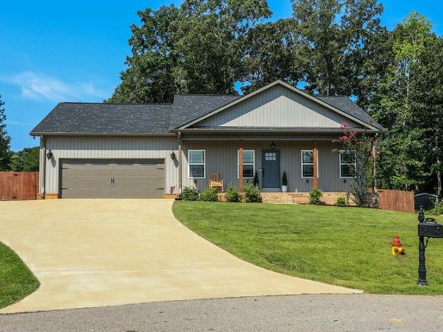 156 Deerfield Cir, Anniston, AL 36207